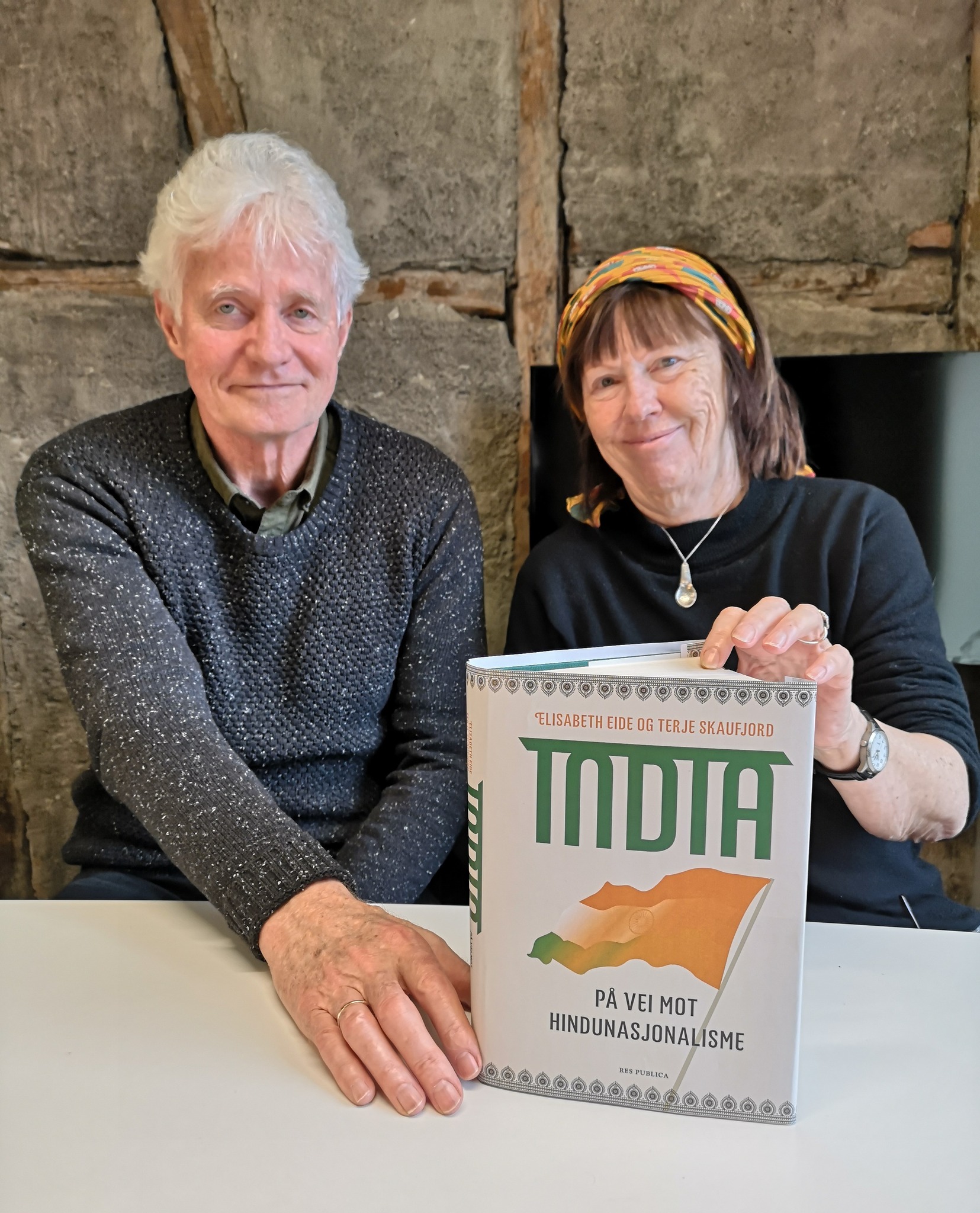 Forfattere bekymret for minoritetsgrupper i India